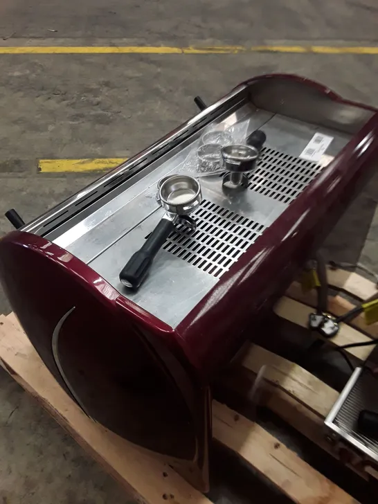 Lot 1: CARIMALI KICCO 2 GROUP COMMERCIAL COFFEE MACHINE - 5263929 ...