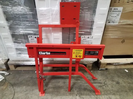 Lot 123: CLARKE CLS405 405MM 2.2KW ELECTRIC CIRCULAR LOG SAW - FRAME ...