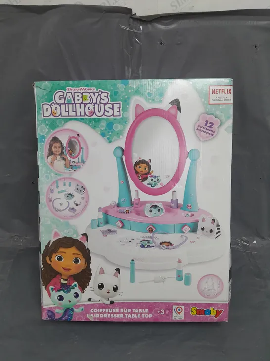 Lot 3921: BOXED GABBY'S DOLLHOUSE GABBY BEAUTY STUDIO - 5021476 | Simon ...