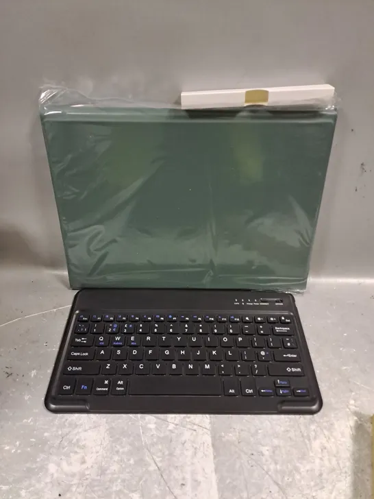 Lot 9374: BOXED UNBRANDED TABLET WIRELESS KEYBOARD AND CASE - 5051960 ...