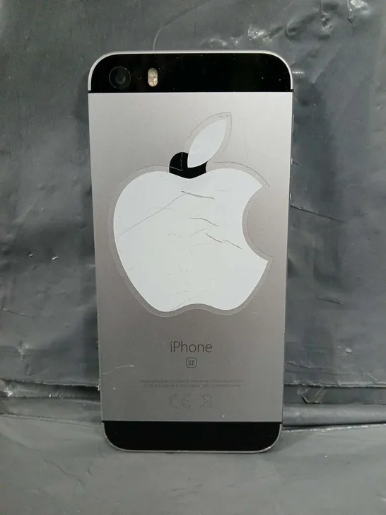 Lot 854: APPLE IPHONE SE - MODEL A1723 - 5133617 | Simon Charles ...