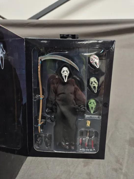 Lot 3016: ULTIMATE GHOST FACE ACTION FIGURE - 5134858 | Simon Charles ...