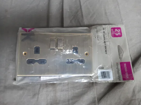 Lot 7063: KNIGHTBRIDGE 13A SWITCHED SOCKET, 2 GANG, ANTIQUE BRASS ...