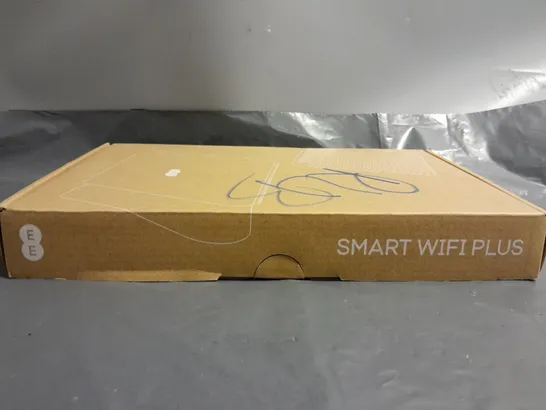 Lot 9163: BOXED EE SMART WIFI PLUS - 5049744 | Simon Charles Auctioneers