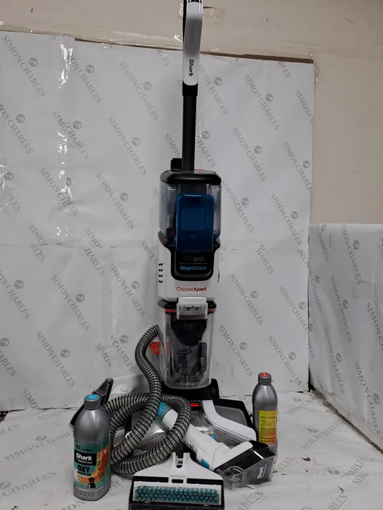 Lot 5467: SHARK CARPET XPERT DEEP CARPET CLEANER & BUILT IN STAIN ...