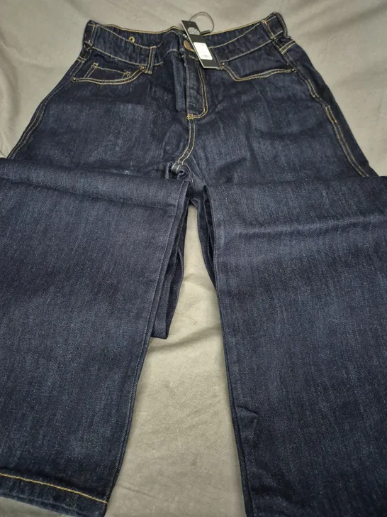Lot 2641: FASHION NOVA THIS JUST IN LOOSE STRAIGHT LEG JEANS, NAVY ...
