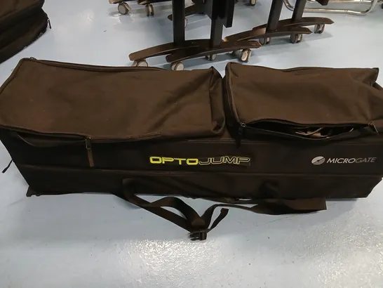 Lot 17: OPTOJUMP TX BY MICROGATE – PORTABLE JUMP TESTING SYSTEM WITH ...