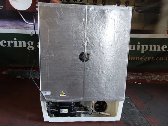 Lot 163: MATRIX MFU251 INTEGRATED UNDERCOUNTER LARDER FRIDGE WITH ICE ...