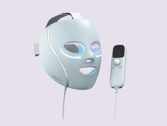 Lot 1043: SHARK CRYO GLOW UNDER-EYE COOLING LED ANT-AGING MASK WITH ...