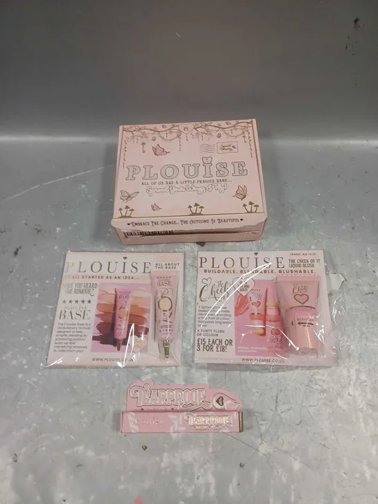 Lot 1508: BOXED PLOUISE LOT OF 3 ASSORTED COSMETIC PRODUCTS TO INCLUDE ...