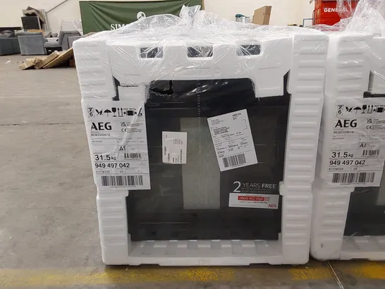 Lot 1: AEG BEB335061B 6000 SURROUND COOK BUILT-IN ELECTRIC SINGLE OVEN ...
