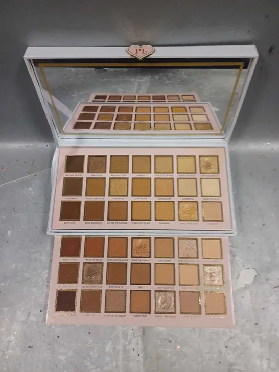 Lot 380: PLOUISE "GO SHAWTY IT'S YOUR BIRTHDAY" PRESSED PIGMENT PALETTE ...