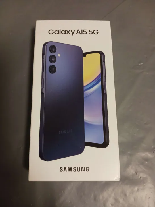 Lot 1111: BOXED SAMSUNG GALAXY A15 5G 128GB MOBILE PHONE IN BLUE BLACK ...