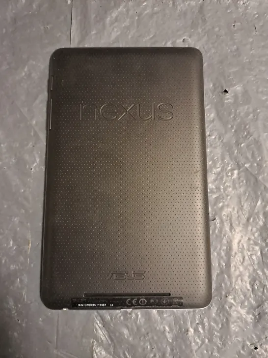 Lot 6726: UNBOXED ASUS NEXUS TABLET - ME37OT - 5098282 | Simon Charles ...