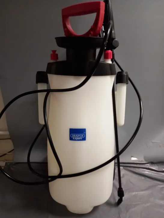 Lot 3166: DRAPER EXPERT TROLLEY PUMP SPRAYER - COLLECTION ONLY ...