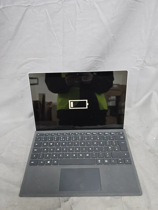 Lot 5694: MICROSOFT SURFACE PRO 5 TABLET WITH KEYBOARD – I5, 8GB RAM ...