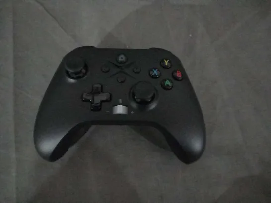 Lot 607: FOUR BOXED WIRELESS GAMEPADS RH-1022 GAME CONTROLLER - 5015584 ...