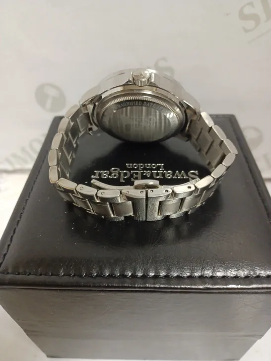 Lot 9227: BOXED SWAN AND EDGAR WATCH - MAGNIFIED DATE - AUTOMATIC ...