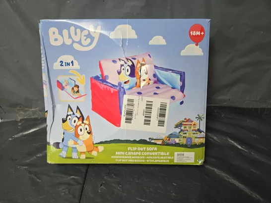 Lot 1764: BOXED BLUEY FLIP OUT MINI SOFA - 2 IN 1 KIDS INFLATABLE SOFA ...