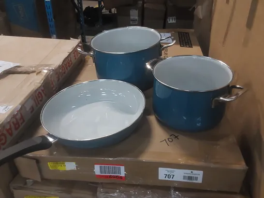 Lot 759: DRAGON CIRCLE AQUAMARINE COOKWARE SET - 4986851 | Simon ...