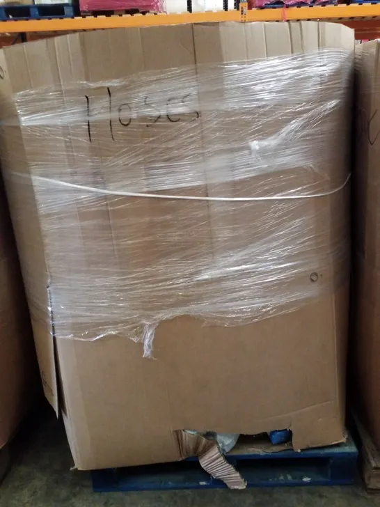 Lot 2060: PALLET CONTAINING ASSORTED GARDEN HOSES & INFLATABLES ...