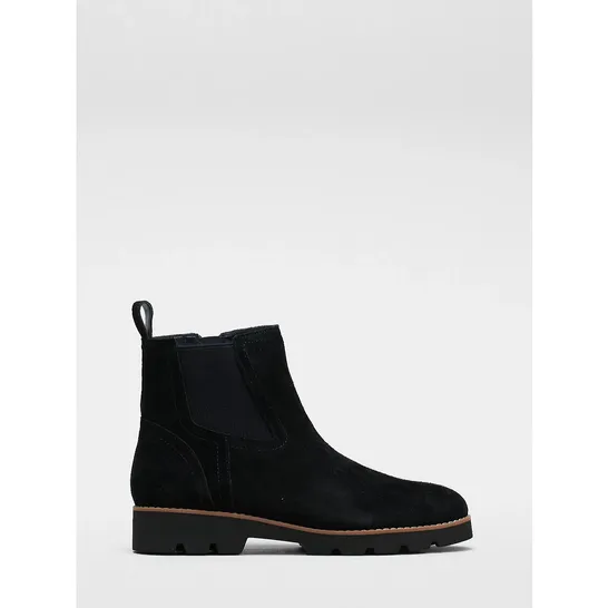 Lot 657: VIONIC CHARM BRIGHTON CHELSEA BOOT- BLACK SIZE 9 - 4914749 ...