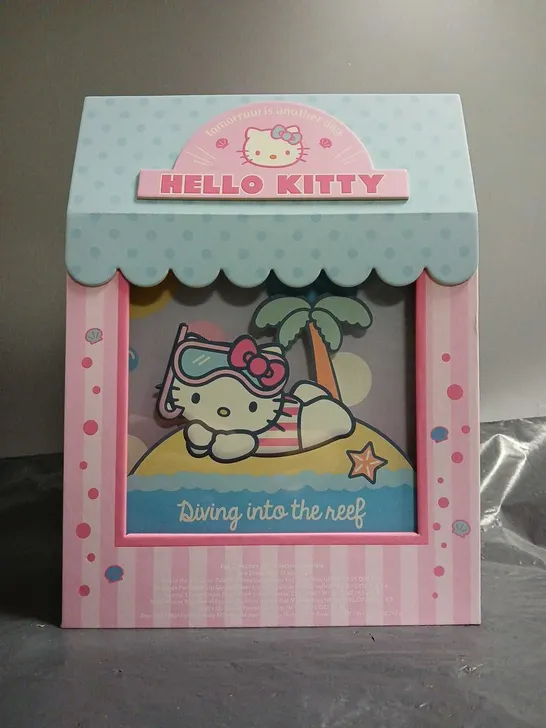 Lot 2267: BOXED HELLO KITTY DIVING INTO THE REEF FULL COLLECTION SET ...