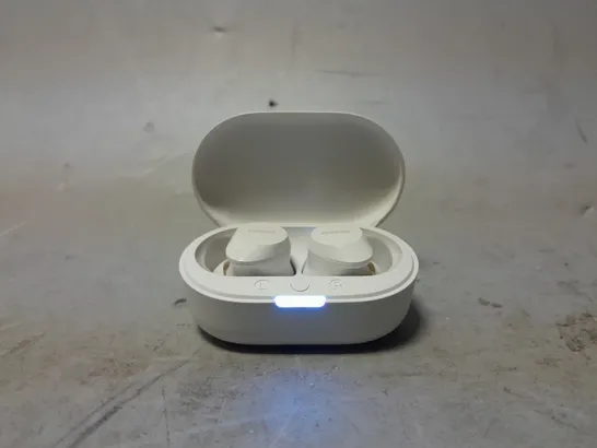 Lot 9215: BOXED PHILIPS HEADPHONES 1000 SERIES - 5109550 | Simon ...