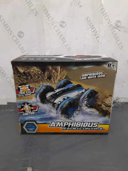 Lot 7224: BOXED AND SEALED REMOTE CONTROL AMPHIBIOUS CAR TOY - 4825009 | Simon Charles Auctioneers