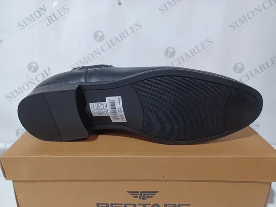 Lot 6243: BOXED RED TAPE BEESTON BLACK BOOTS - UK 10 - 4541055 | Simon ...