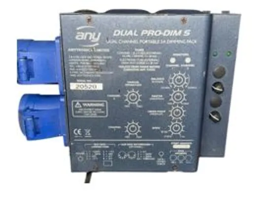 Lot 233: ANYTRONICS DUAL PRO DIM CROSSFADE DIMMING PACK RRP £385 ...
