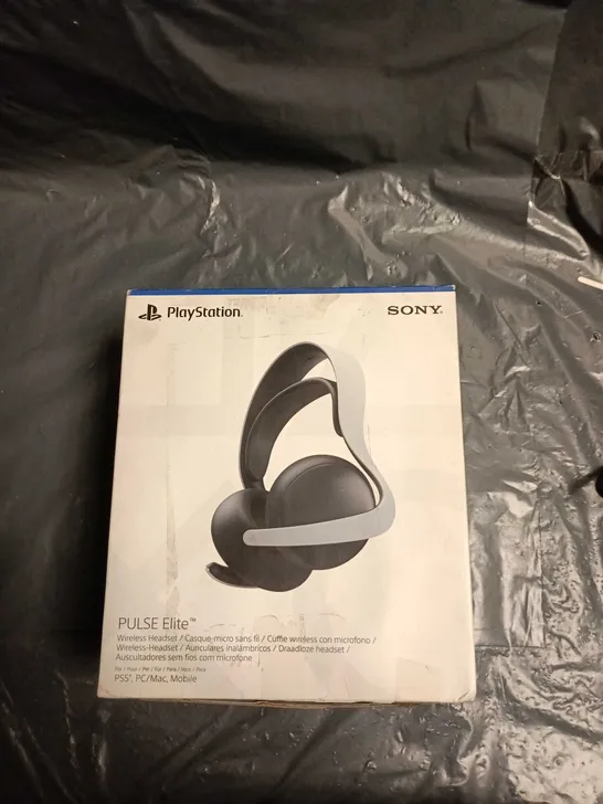 Lot 3043: SONY PLAYSTATION PULSE ELITE WIRELESS HEADSET – BOXED WITH ...