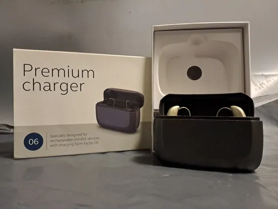 Lot 7259: BOXED PREMIUM CHARGER 06 FOR MINIRIE DEVICES - 5041517 ...
