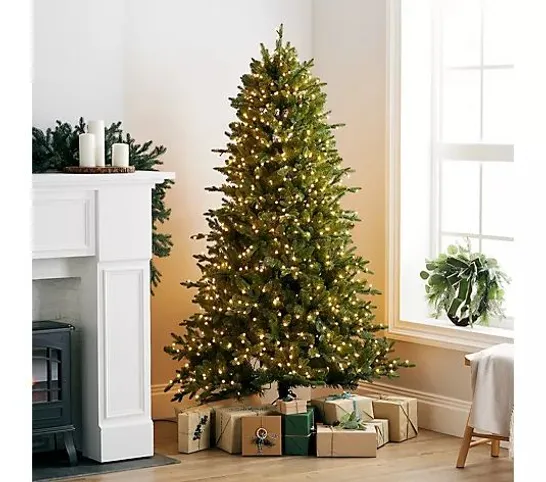 Lot 279: SANTA'S BEST CARLISLE PRE-LIT CHRISTMAS TREE - 4991230 | Simon ...