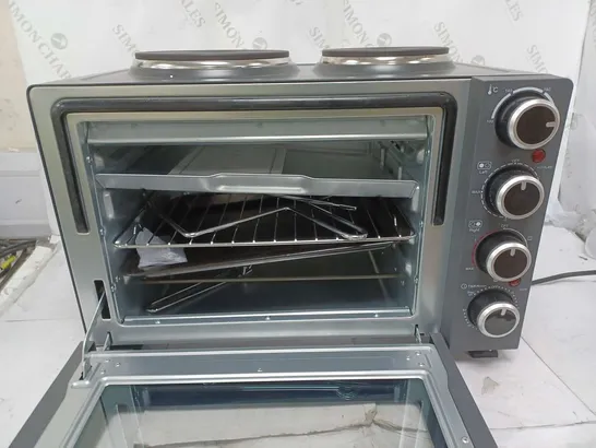 Lot 6038: BOXED COOKWORKS 2500W MINI OVEN WITH HOB - 4750820 | Simon ...