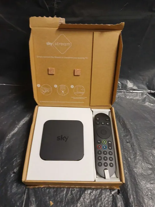 Lot 1301: SKY STREAM STREAMING DEVICE – BOXED WITH REMOTE - 5379249 ...