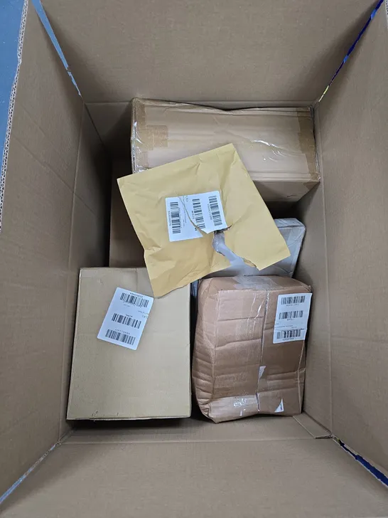 Lot 678: BOX OF APPROXIMATELY 10 ASSORTED ITEMS TO INCLUDE: USB BAR AND ...