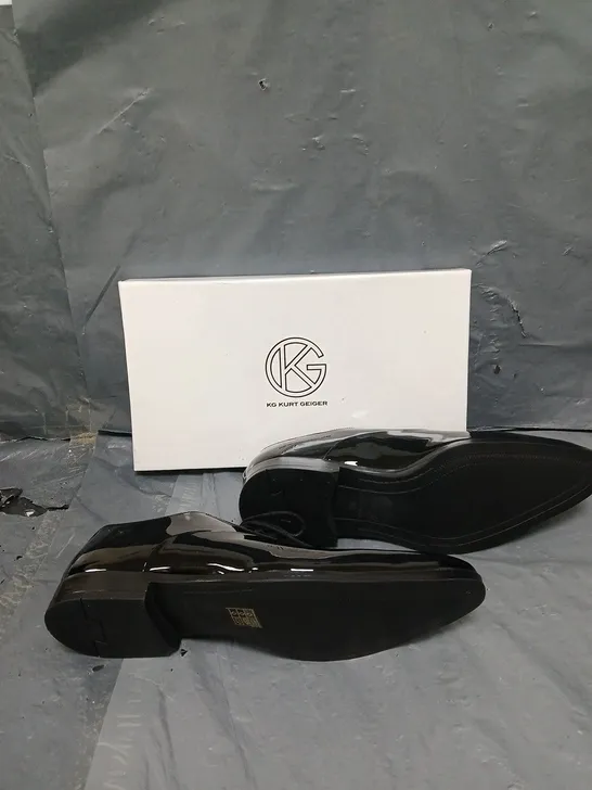 Lot 2073: BOXED PAIR OF KURT GEIGER BLACK CADE SYNTHETIC FORMALS - SIZE ...