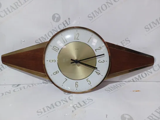 Lot 1053: RUPERT CLARK & SON ART DECO STYLE CLOCK - 4507661 | Simon ...