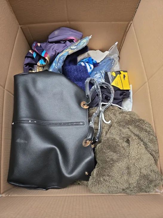 Lot 9500: LARGE BOX OF ASSORTED CLOTHING ITEMS IN VARIOUS SIZES, STYLES ...