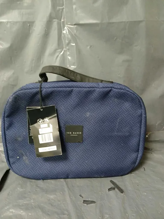 Lot 3251: TED BAKER THE COMPLETE COLLECTION GIFT SET - 5094215 | Simon ...