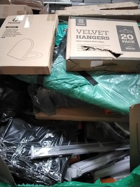 Lot 38: PALLET TO CONTAIN ASSORTED HOUSEHOLD ITEMS & GOODS TO INCLUDE ...