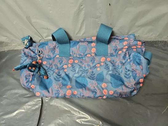 Lot 6375: KIPLING KODY LARGE DUFFLE BAG - 5229364 | Simon Charles ...