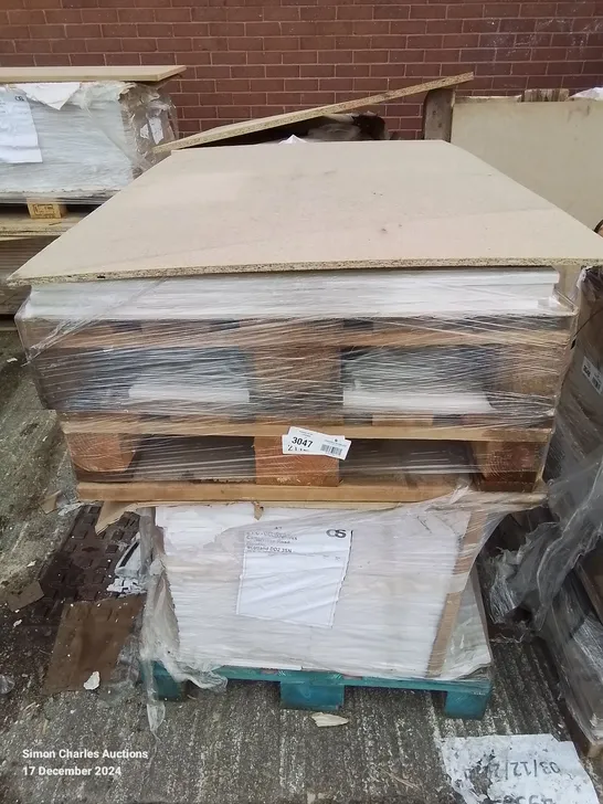 Lot 3043: PALLET OF LARGE QUANTITY OF KITCHENS/BEDROOM REPLACEMENT ...