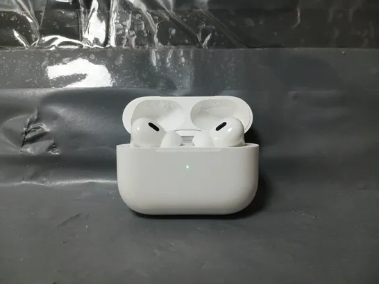 Lot 5097: APPLE AIRPOD PROS 2ND GEN - 5108605 | Simon Charles Auctioneers