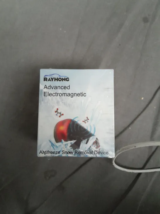 Lot 249: SET OF 3 RAYHONG ADVANCED ELECTROMAGNETIC ANTIFREEZE SNOW ...