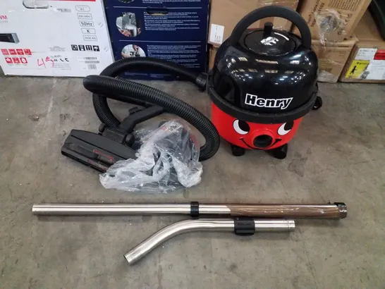 Lot 12: HENRY COMPACT HVR160 BAGGED CYLINDER VAC RRP £159 - 4852422 ...