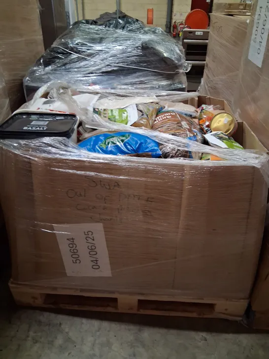 Lot 5090: PALLET CONSISTING OF A LARGE QUANTITY OF ASSORTED GARDEN ...