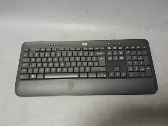 Lot 3484: LOGITECH K540 WIRELESS KEYBOARD - 5105843 | Simon Charles ...