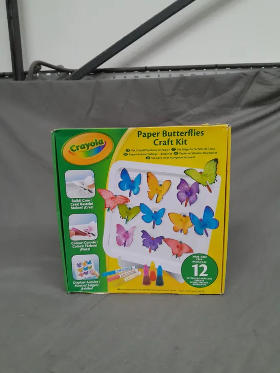 Lot 1119: CRAYOLA PAPER BUTTERFLY CRAFT KIT - 5034825 | Simon Charles ...